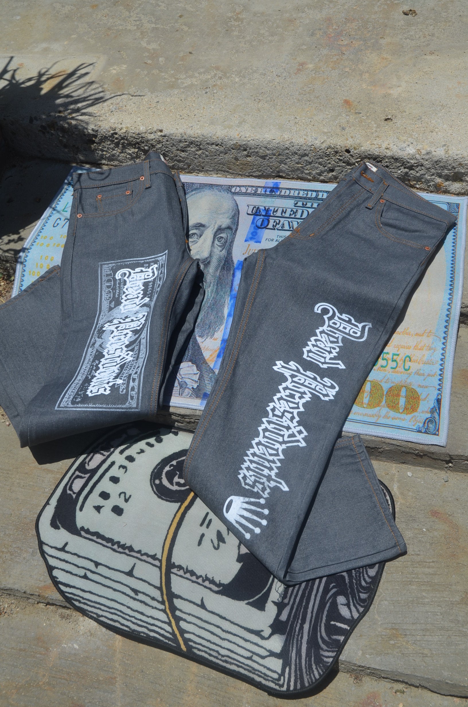 Products – Dead Presidents